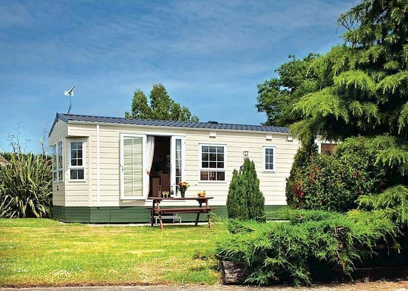 Camping Barmston Farm in Beverley, UK (2024) | JetCamp.com