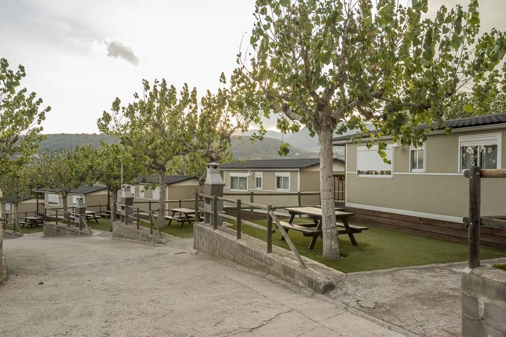 Camping Berga Resort, Berga, España (2025) | Todos los campings en ...