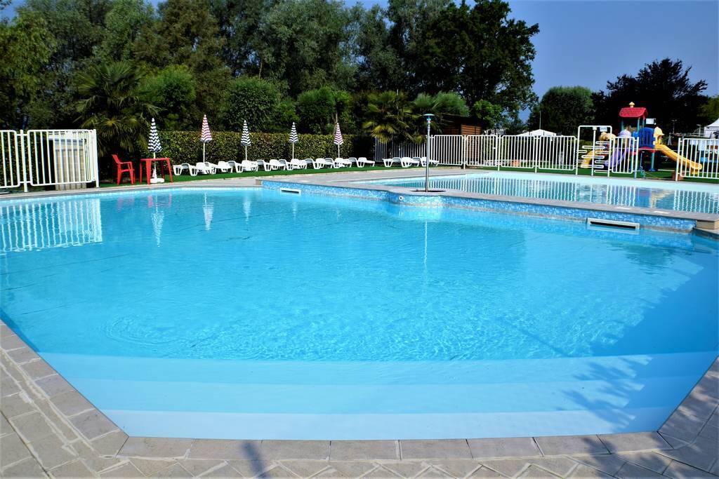 Camping Città di Angera in Angera, Italië (2024) | Boek jouw camping op ...