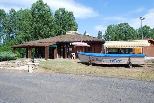Camping De Pont Astier, Orléat, France (2023) | Tous les campings sur ...