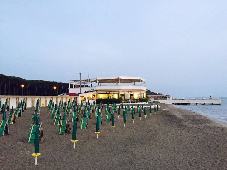 Camping Giamaica Village in Eboli, Italien (2024) | JetCamp.com