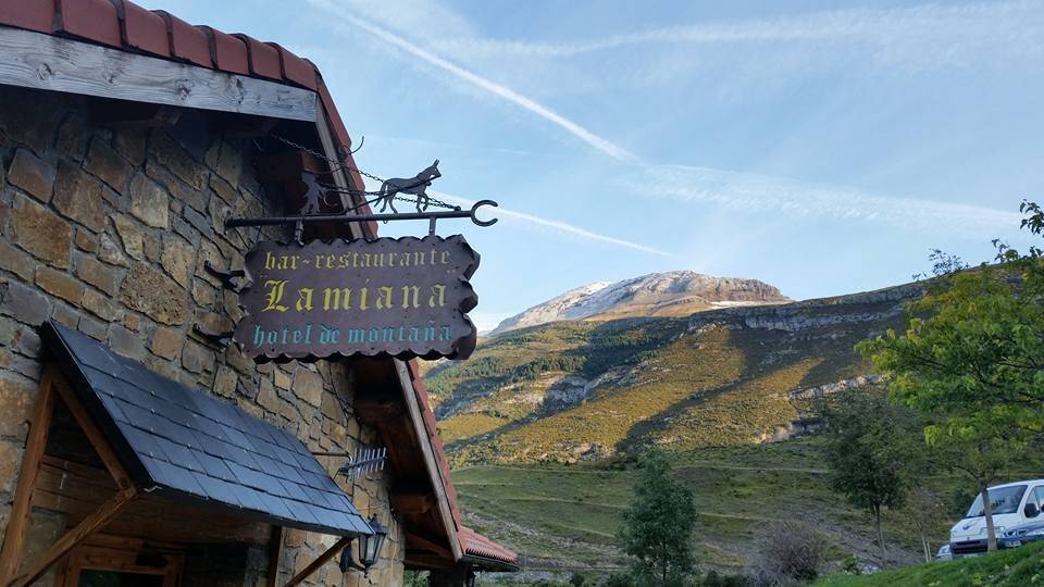 Camping Hotel De Montaña Lamiana in Tella, Spanje (2025) | Alle ...