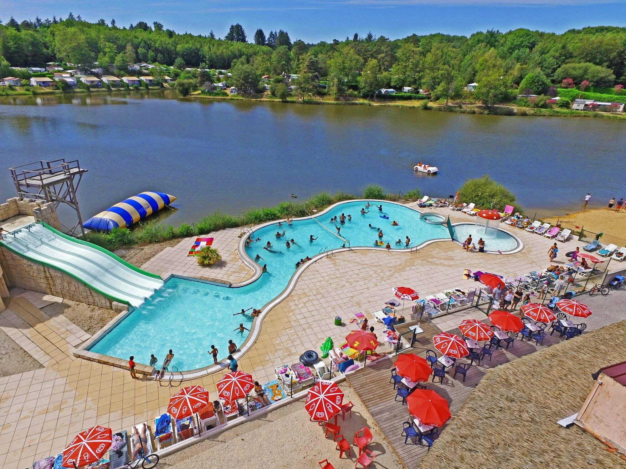 Camping Le Grand Lac in Marval, Frankrijk (2025) | Alle campings op ...