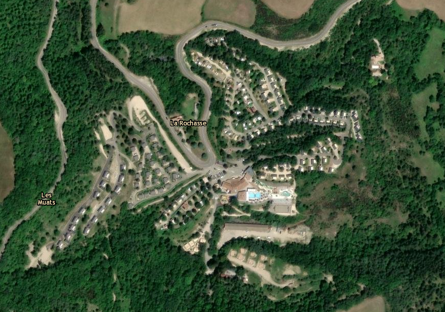Camping Les Bois du Châtelas, Bourdeaux, France (2025) | JetCamp.com