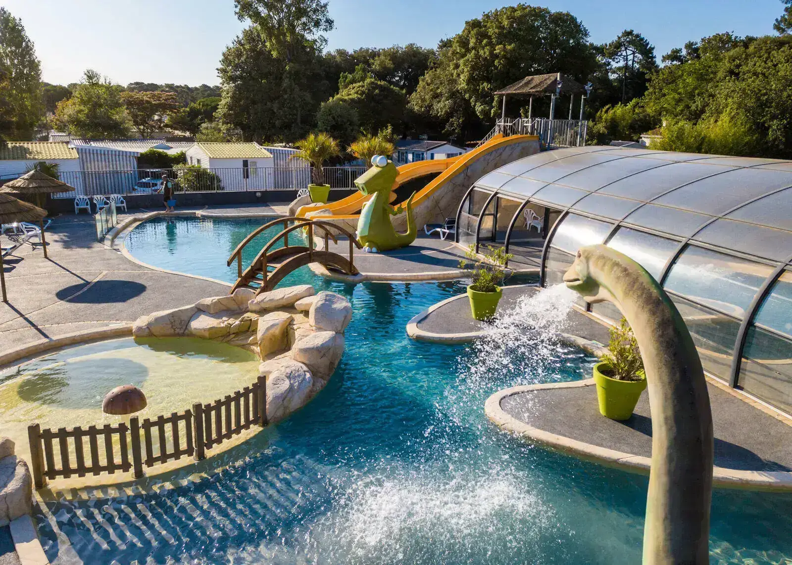 Camping maeva Club Les Dinosaures in Talmont-Saint-Hilaire, France ...