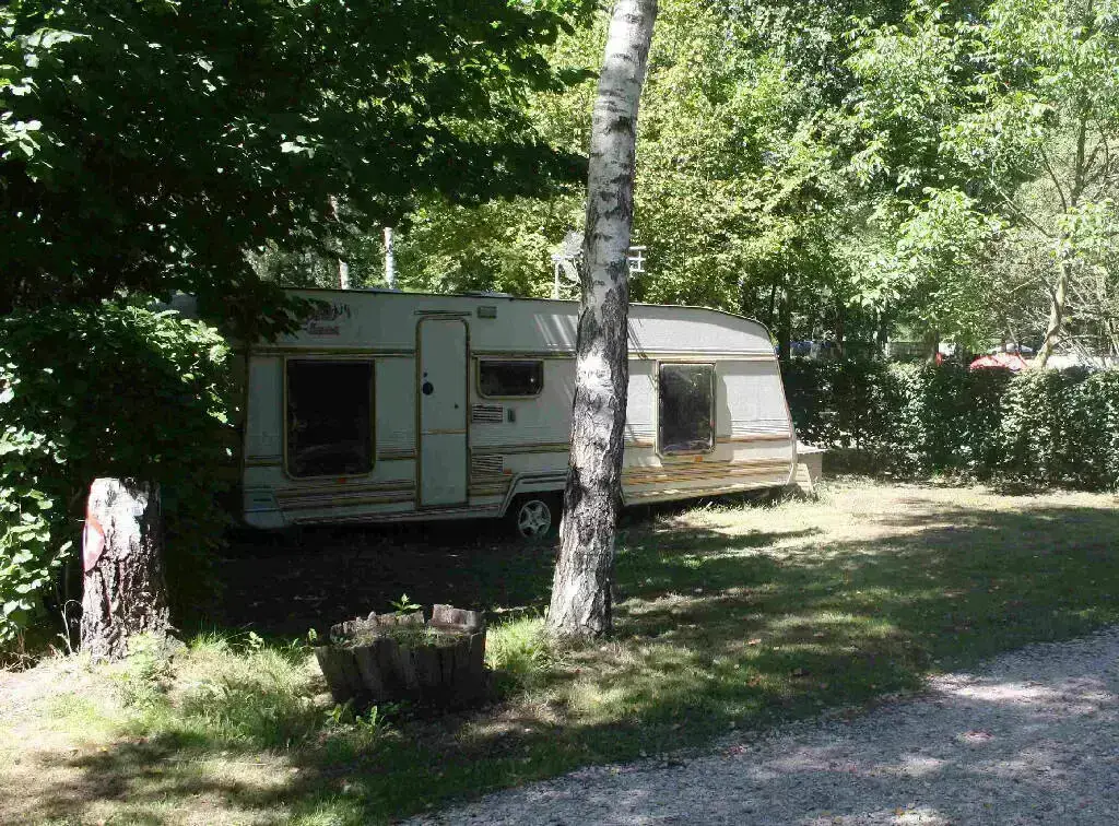 Camping Mare De Roy in Gergy, France (2026) | Book your campground ...
