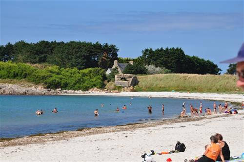 Camping Paradis la Pointe de Roscoff in Roscoff, France | JetCamp.com