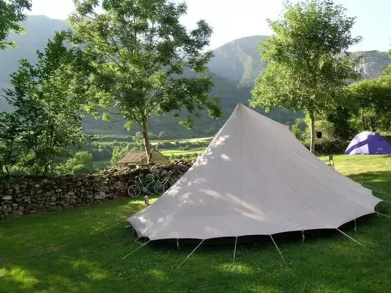 Camping Río Ara Ordesa in Torla, Spanje (2025) | JetCamp.com
