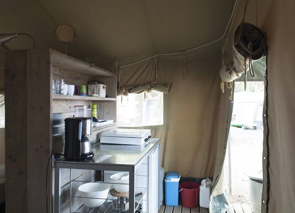 Camping Roma Flash in Bracciano, Italia | JetCamp.com