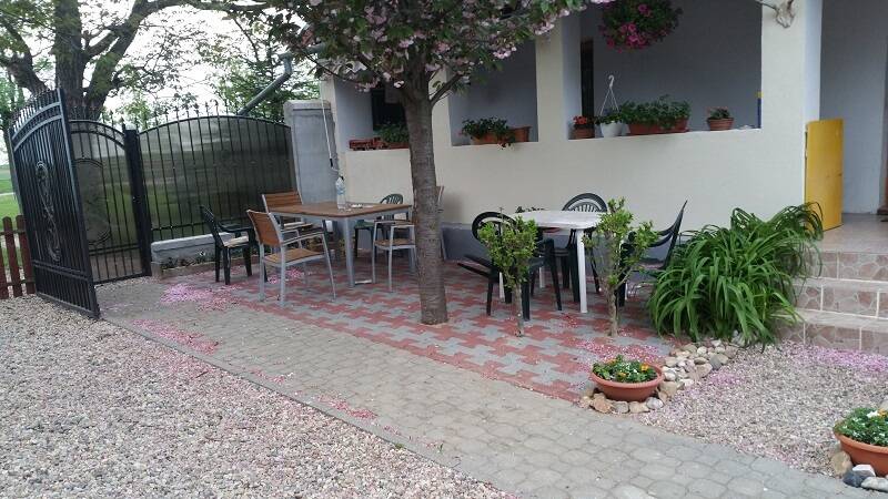 Camping Route Roemenie in Arad Ghioroc Sat Minis, Roemenië | JetCamp.com