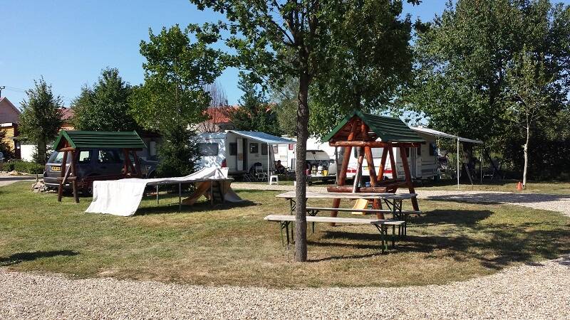 Camping Route Roemenie in Arad Ghioroc Sat Minis, Roemenië | JetCamp.com