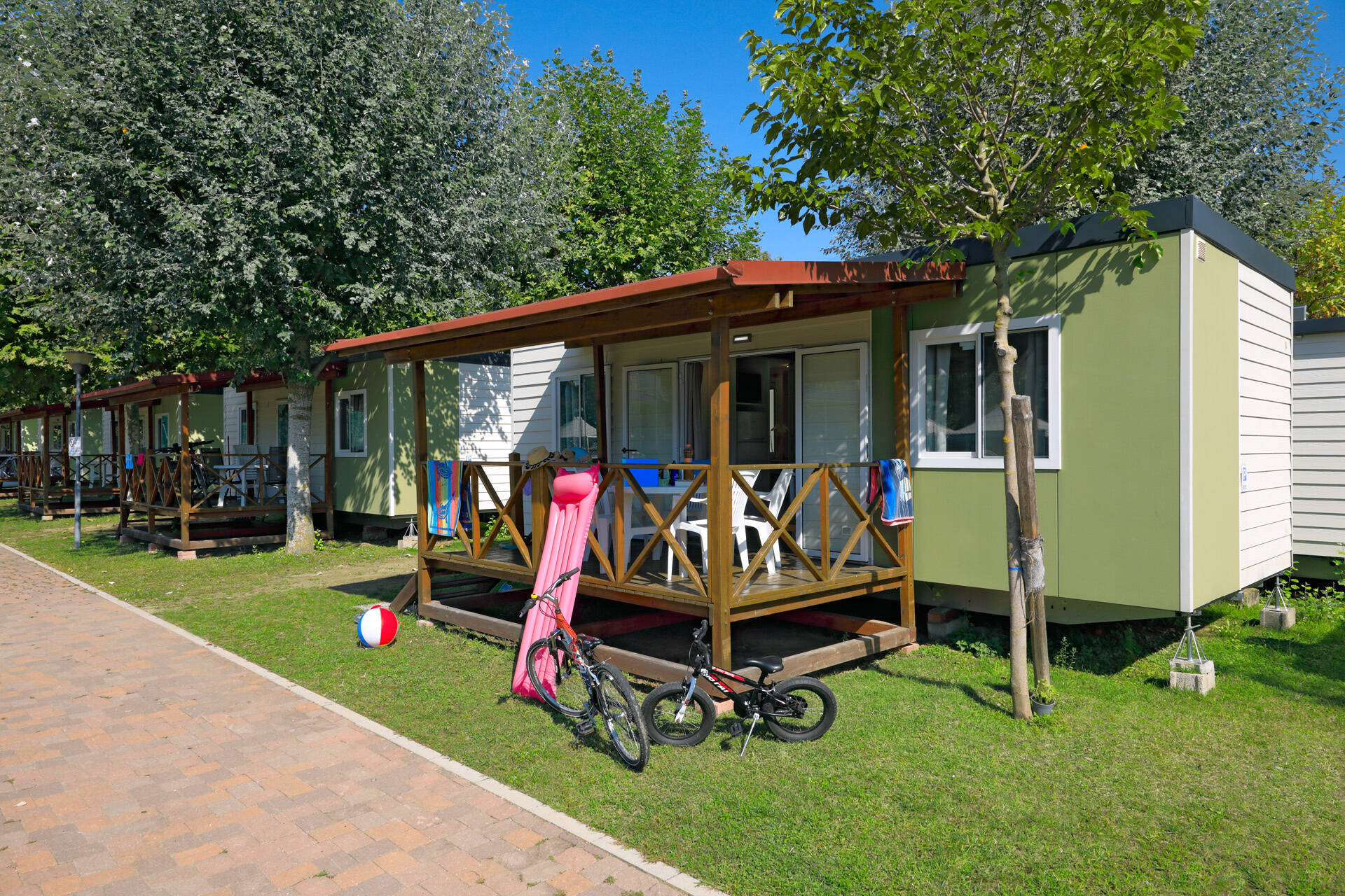 Camping Village Isolino in Fondotoce, Italië (2023) | JetCamp.com
