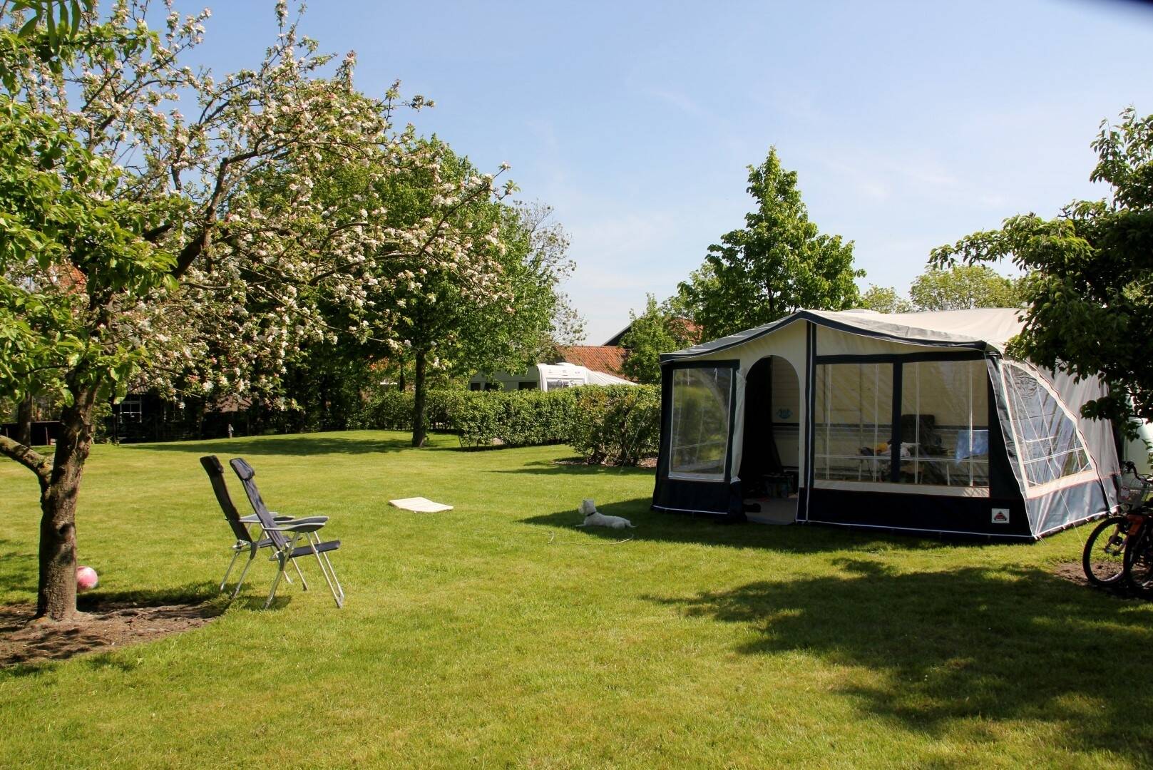 Landschapscamping De Zonnehoeve in Zonnemaire, Nederland (2024) | Boek jouw camping op JetCamp.com