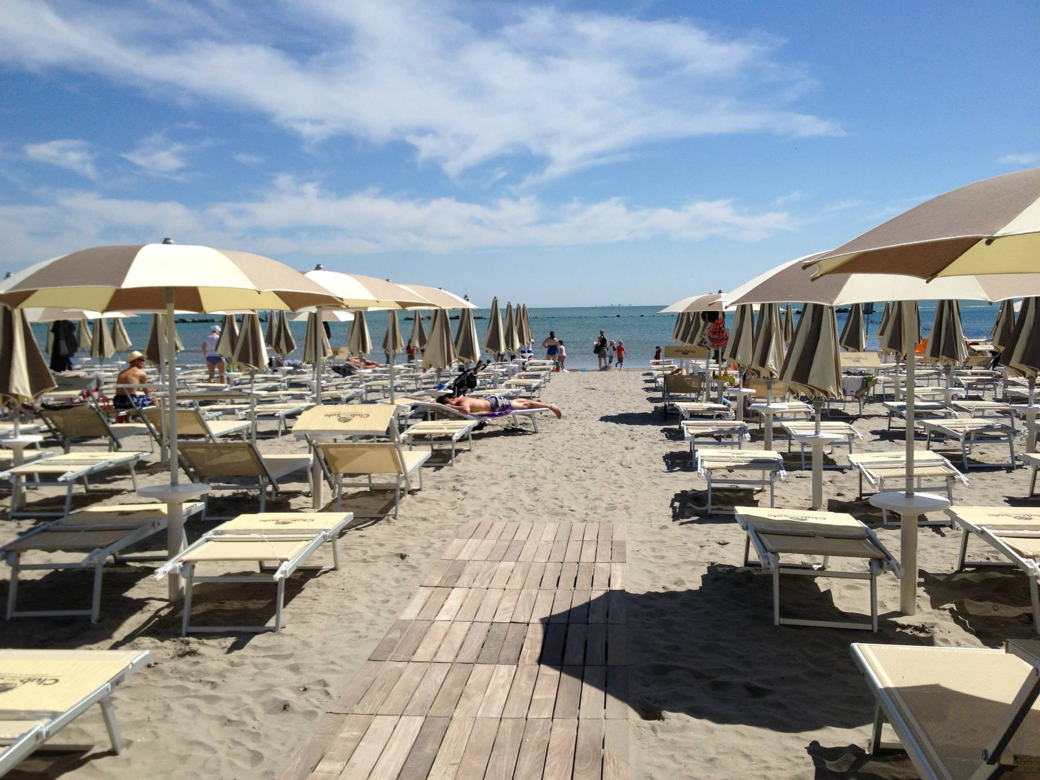 Marina Camping Village - Club del Sole in Punta Marina, Italy | JetCamp.com