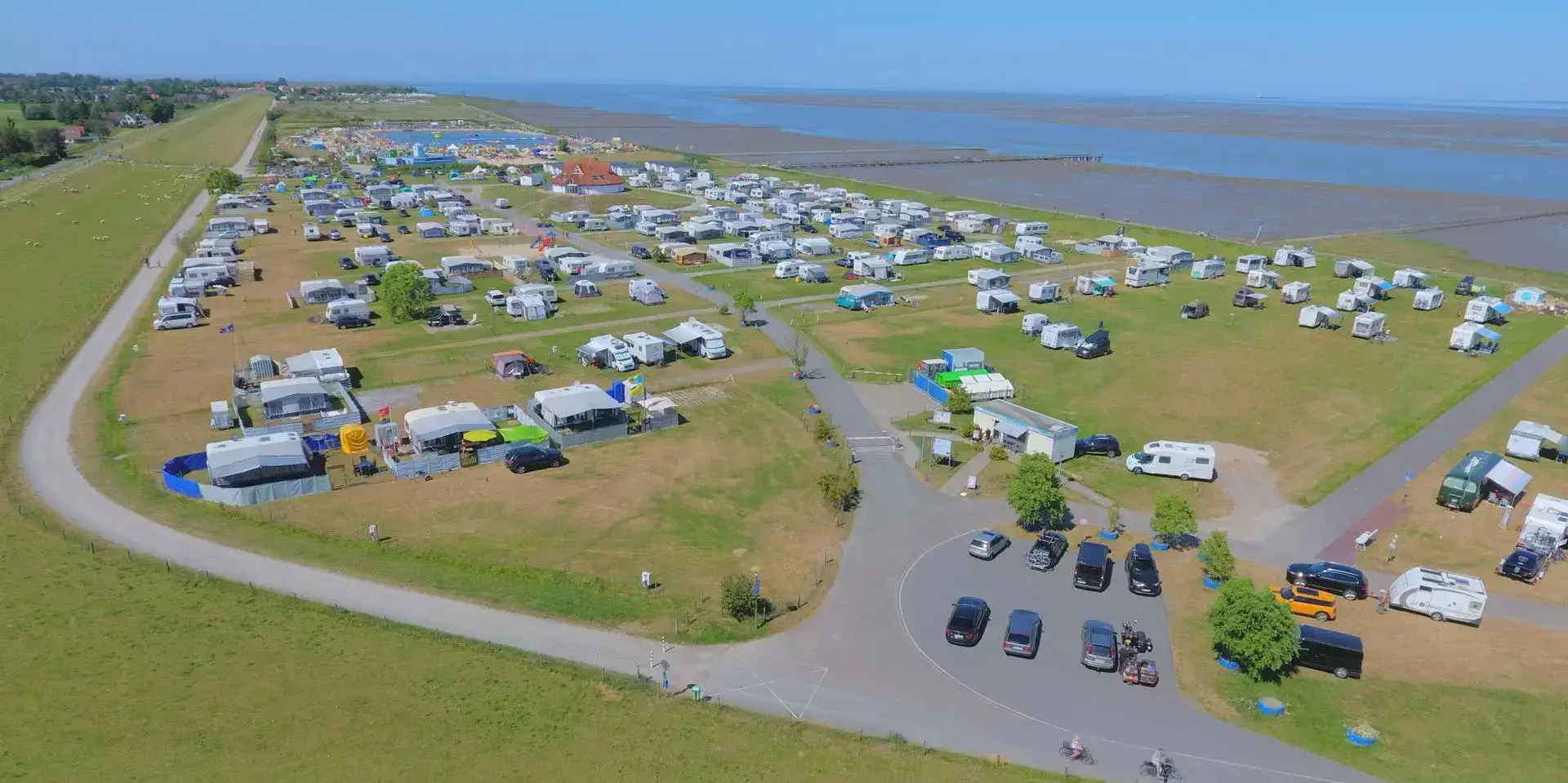 Regenbogen Burhave in Butjadingen, Duitsland (2025) | JetCamp.com